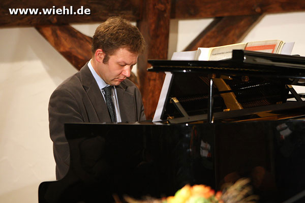 Stadt Wiehl :: Hannelore Hoger zu Gast in der Bielsteiner Burg ...